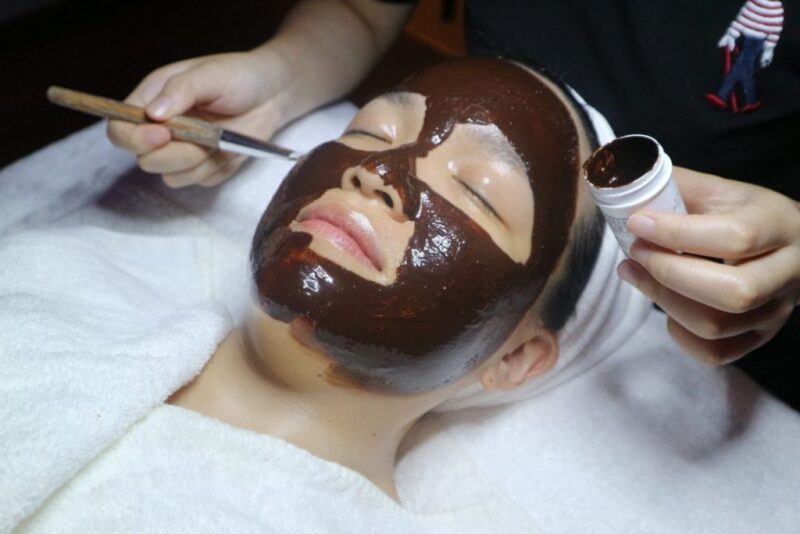 This Chocolate Facial Will Send You Over The Moon