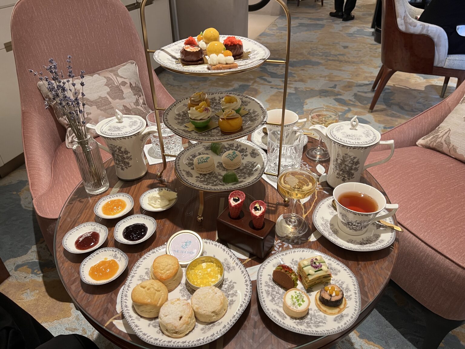St. Regis Singapore: A Luxurious Garden-Inspired Afternoon Tea ...