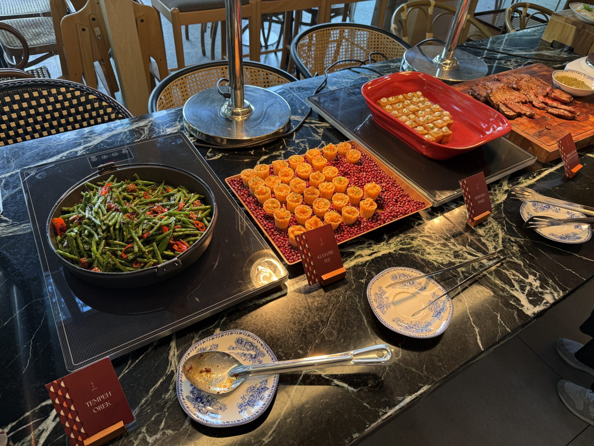 Hathaway Weekend Brunch Buffet: Affordable 1-for-1 dining promo at $38 ...